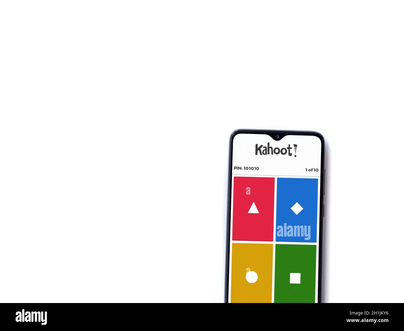 Lod, Israel - July 8, 2020: Kahoot! app launch screen with logo on the ...