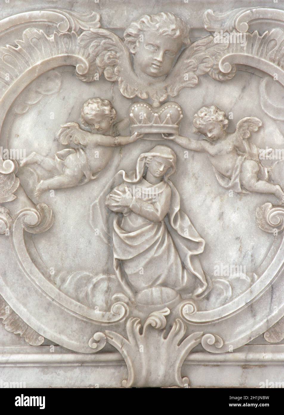 Blessed Virgin Mary Queen of Heaven Stock Photo - Alamy