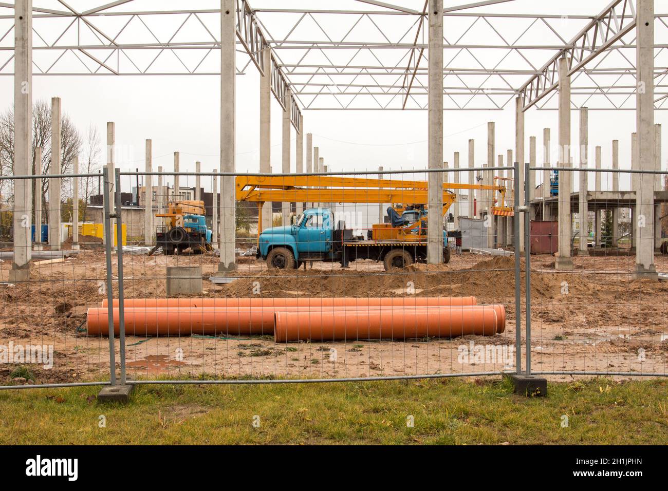 Heavy duty construction equipment at work site Stock Photo - Alamy