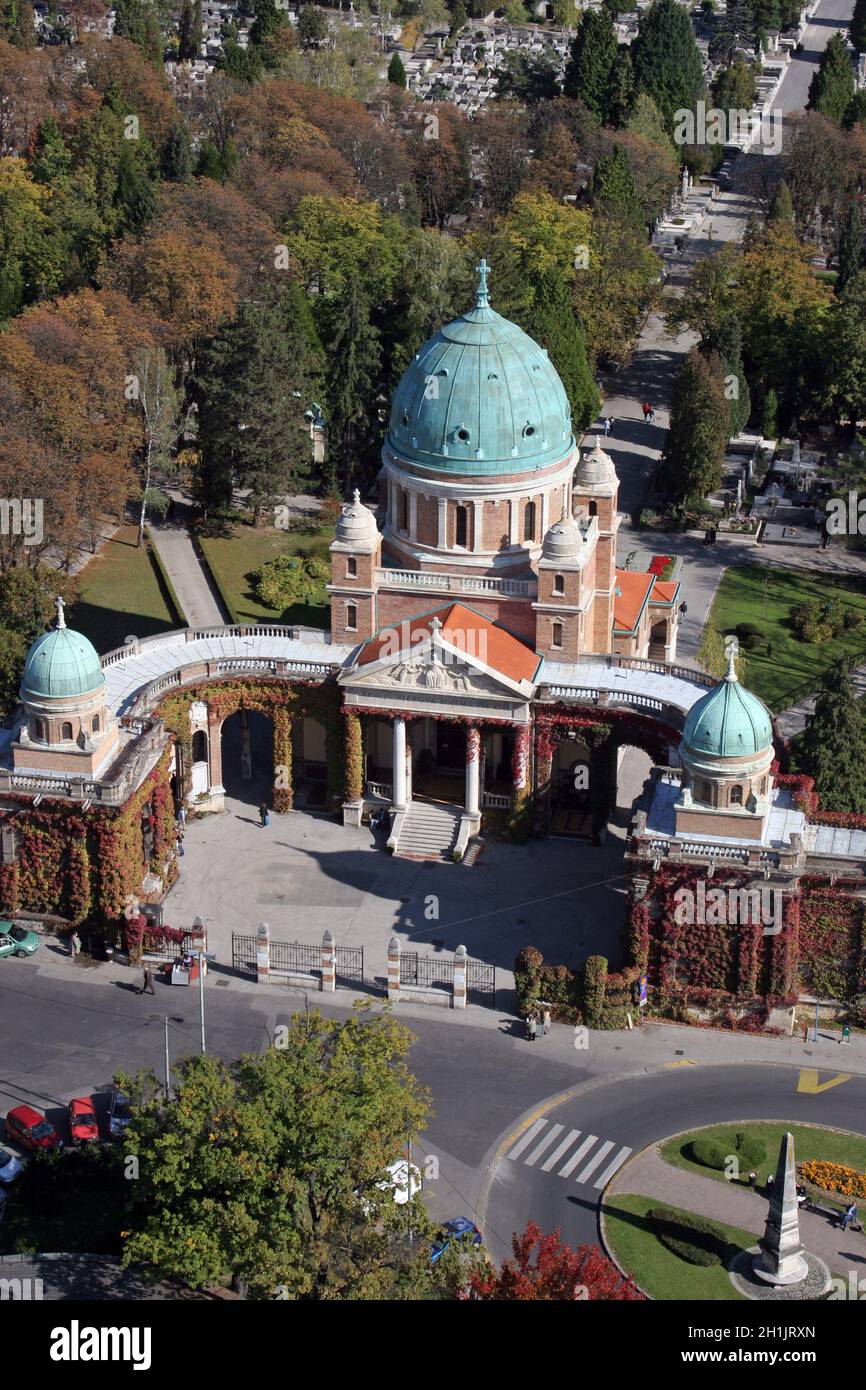 Mirogoj cemetery in zagreb hi-res stock photography and images - Alamy