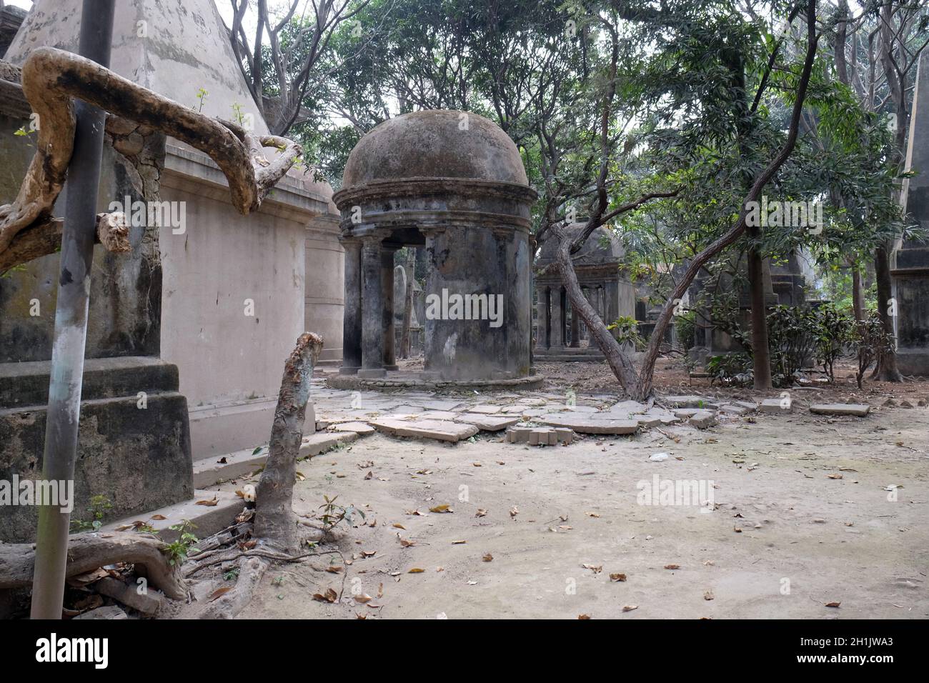 Kolkata Park Street Cemetery, India Stock Photo - Alamy
