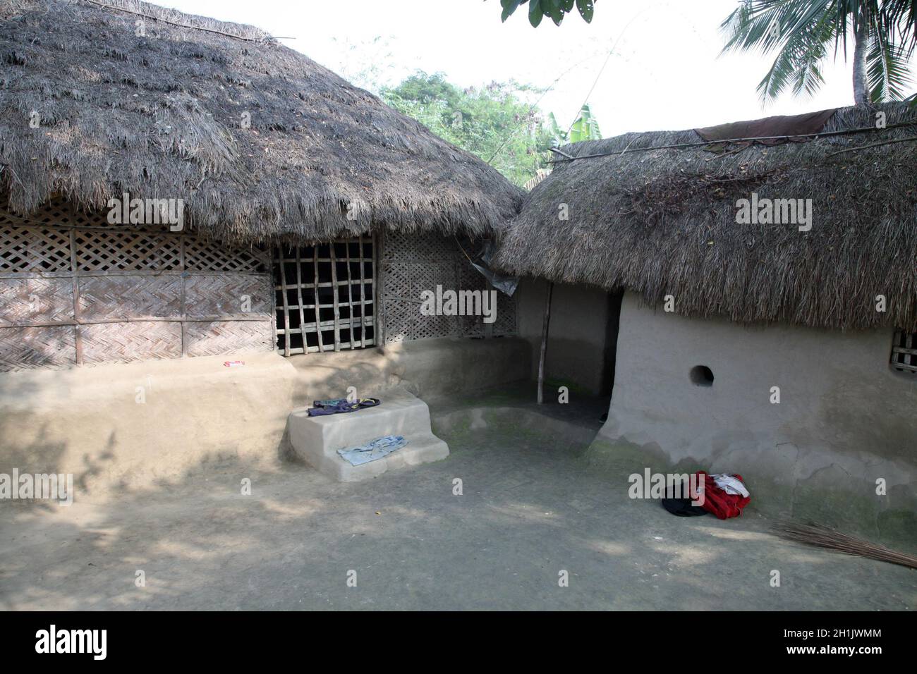 A simple house in Bengali village Stock Photo - Alamy