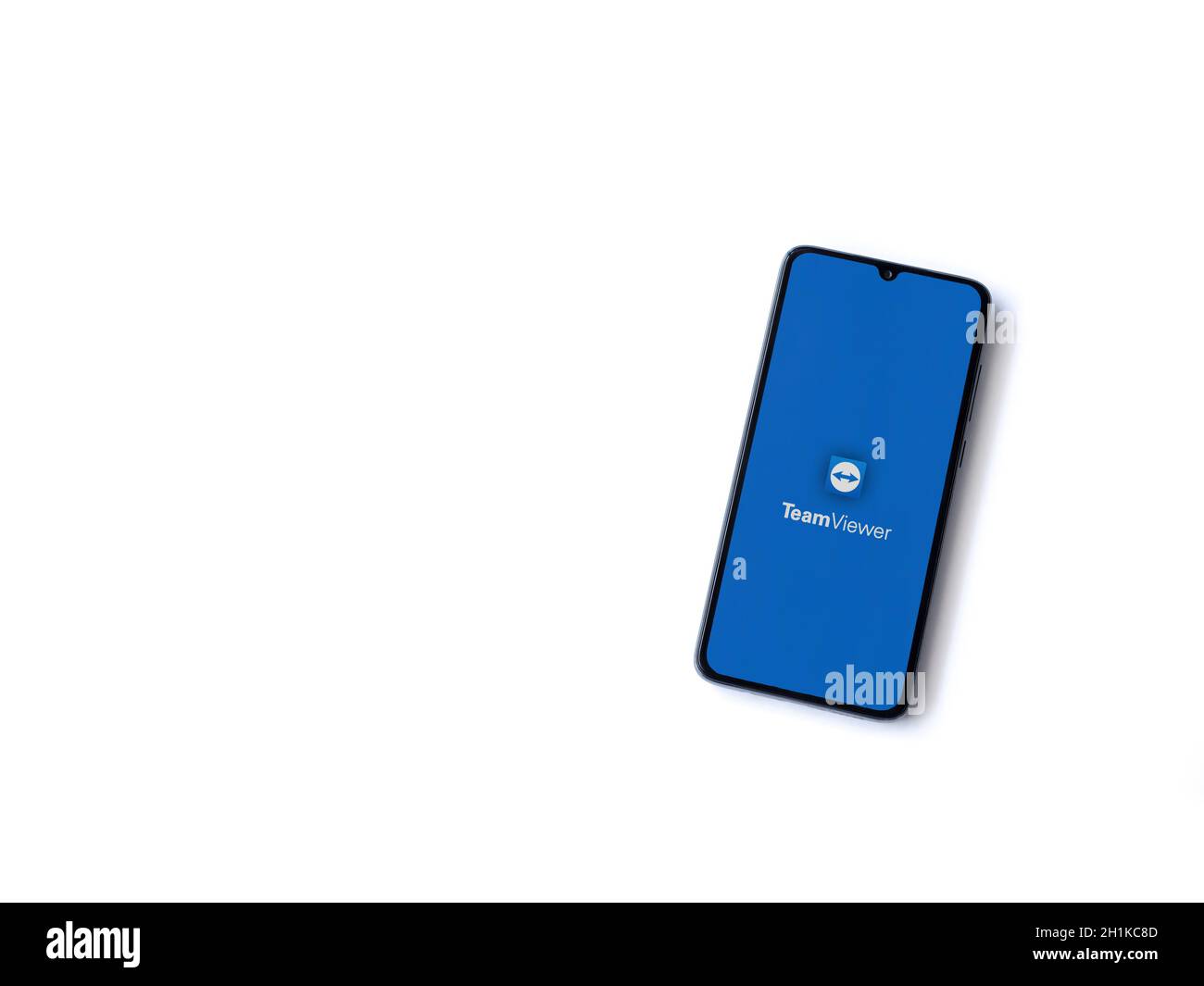 Lod, Israel - July 8, 2020: TeamViewer app launch screen with logo on ...