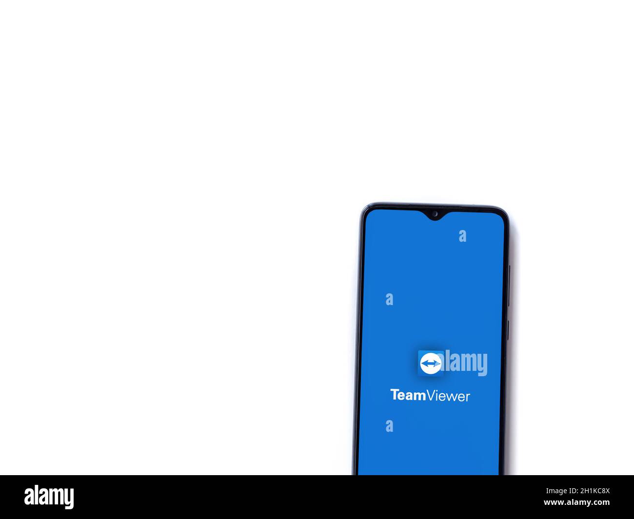 Lod, Israel - July 8, 2020: TeamViewer app launch screen with logo on ...