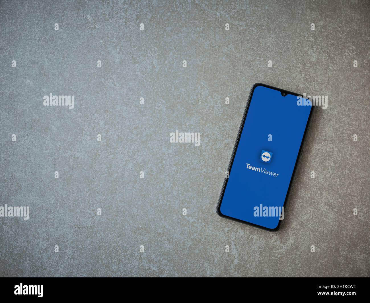 Lod, Israel - July 8, 2020: TeamViewer app launch screen with logo on ...