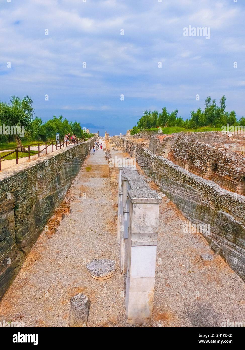 Sirmione catullo caves hi-res stock photography and images - Alamy