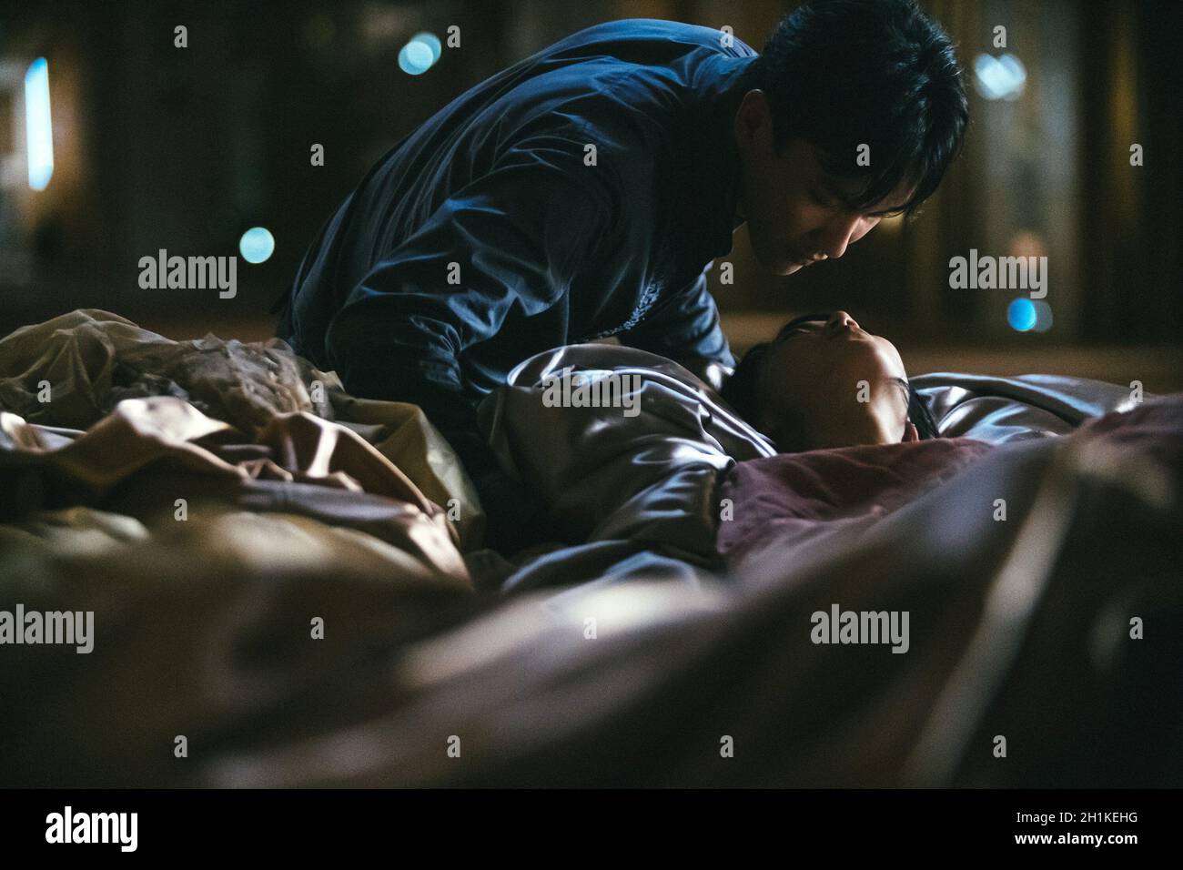 DEAD & BEAUTIFUL, (aka DEAD AND BEAUTIFUL), from left: Yen Tsao, Aviis Zhong, 2021. ph: Jesse ...