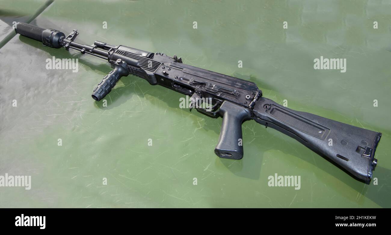 5.45mm assault rifle with body kit Stock Photo - Alamy