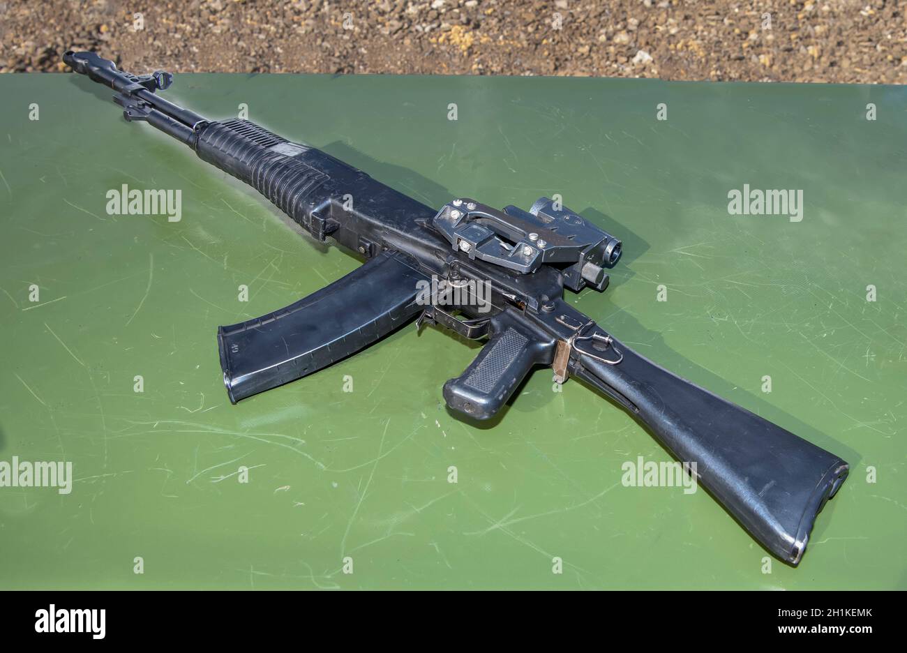 5.45 mm assault rifle ready to shoot at targets Stock Photo - Alamy