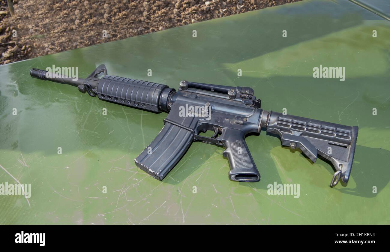 Semi automatic rifle hi-res stock photography and images - Alamy