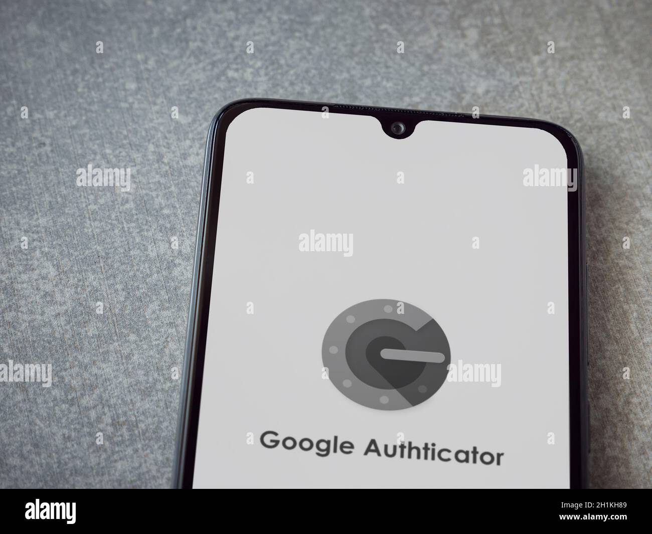 Google logo black background hi-res stock photography and images - Alamy