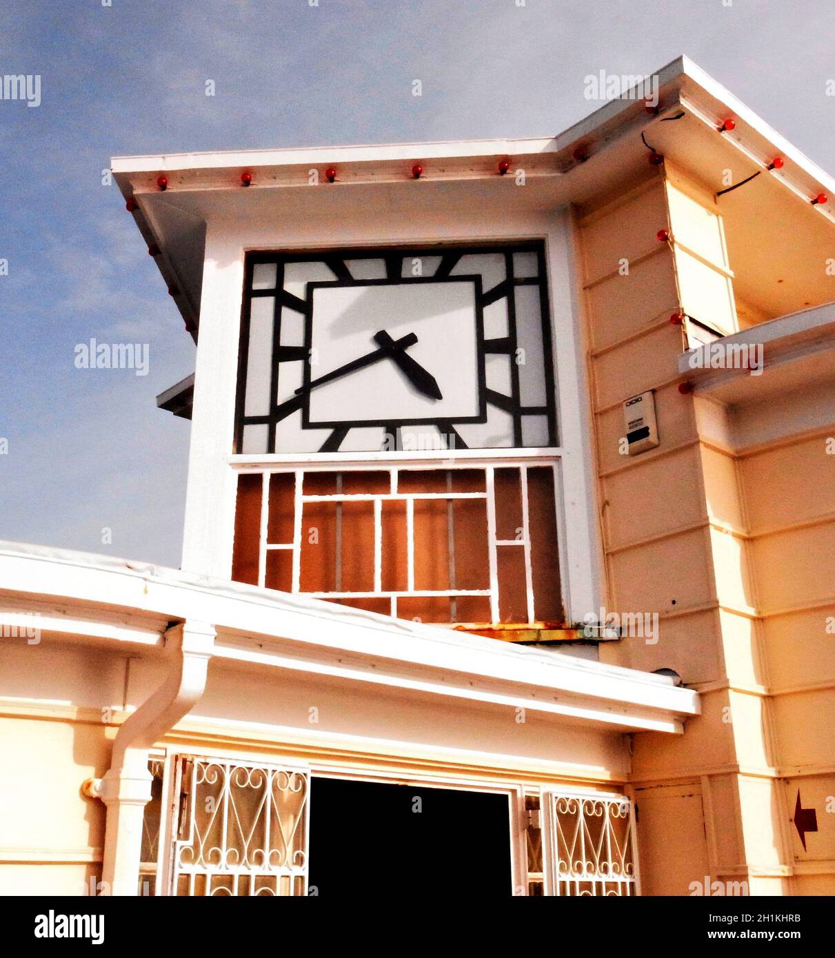 AJAXNETPHOTO. 2012. WORTHING, ENGLAND. - DECO TIME - ART DECO DESIGN ...