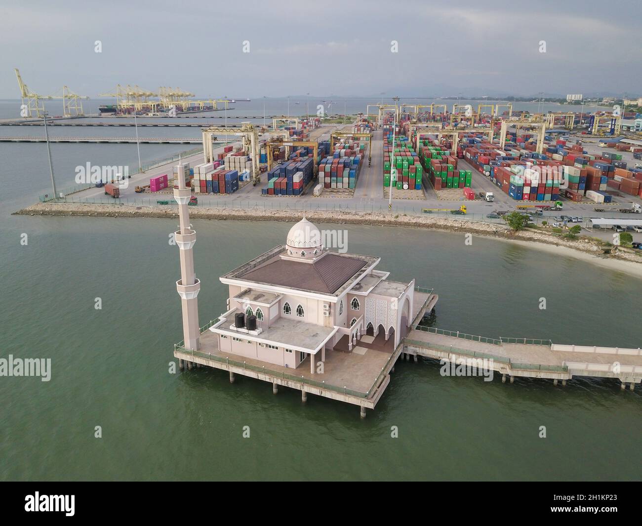 Butterworth, Penang/Malaysia - Nov 06 2019: Butterworth Floating Mosque ...