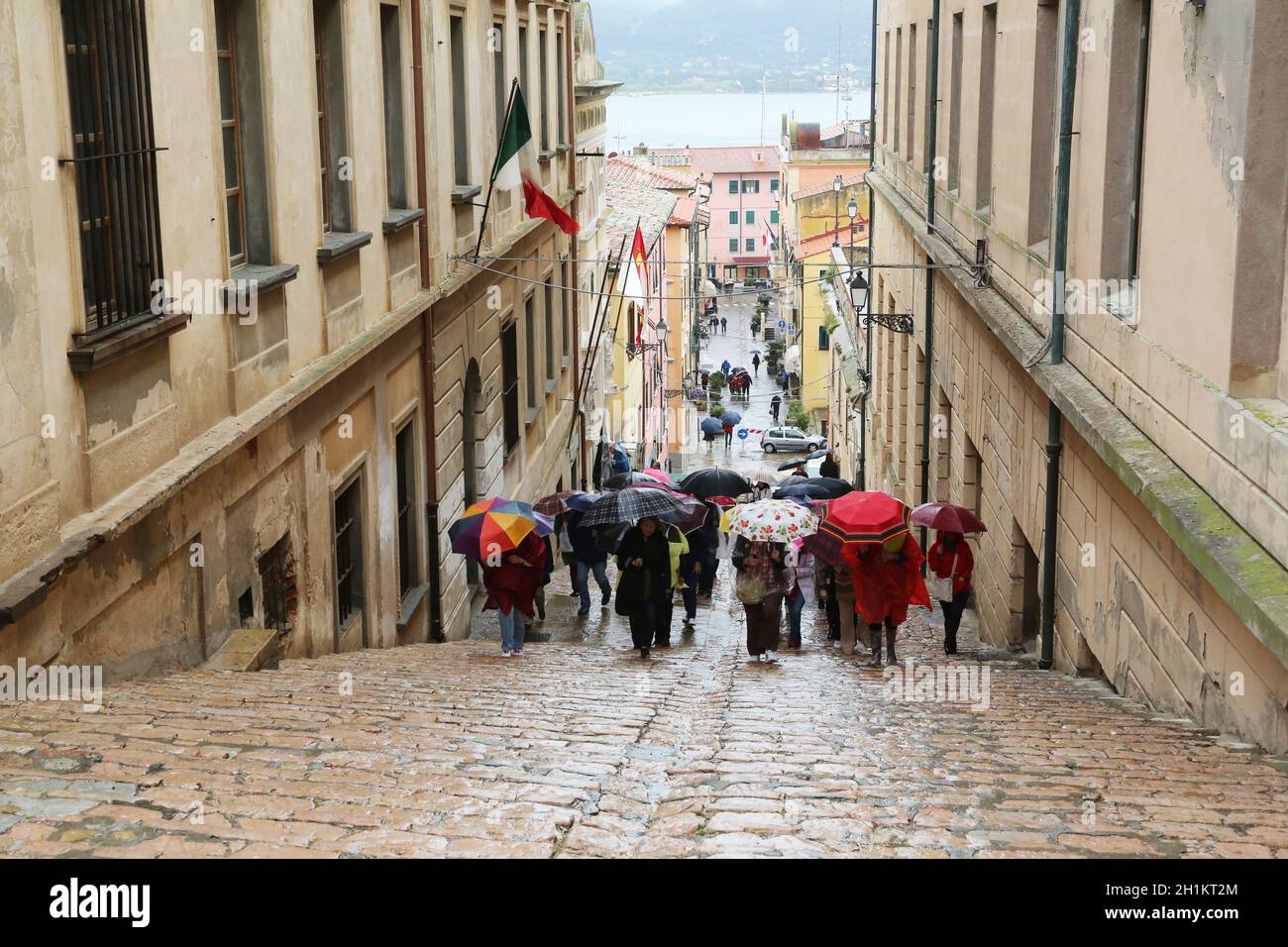 Italy streets stairs people hi-res stock photography and images - Alamy