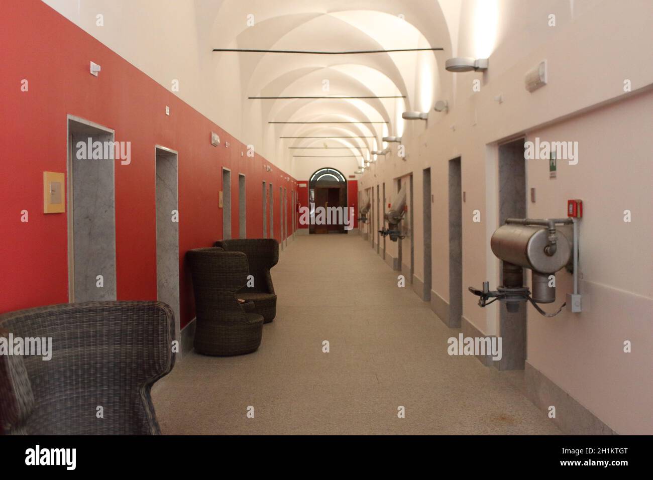 Massage rooms hi-res stock photography and images - Alamy