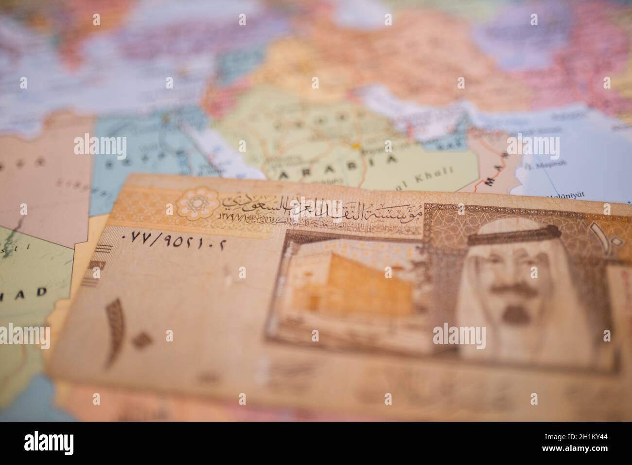 Ten Saudi riyals banknote -with the words Saudi Arabian Monetary Agency ...