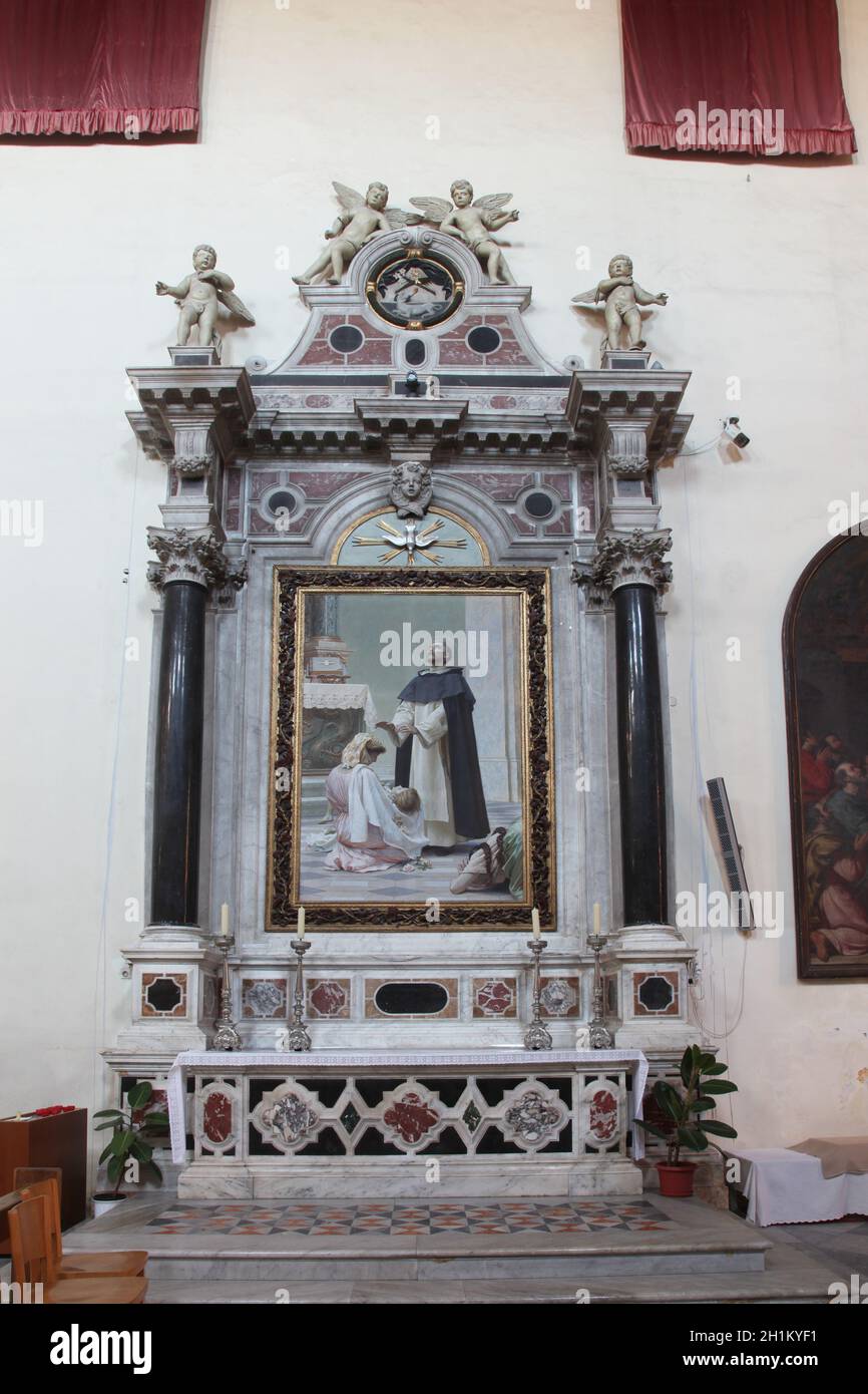 St dominic cross hi-res stock photography and images - Alamy