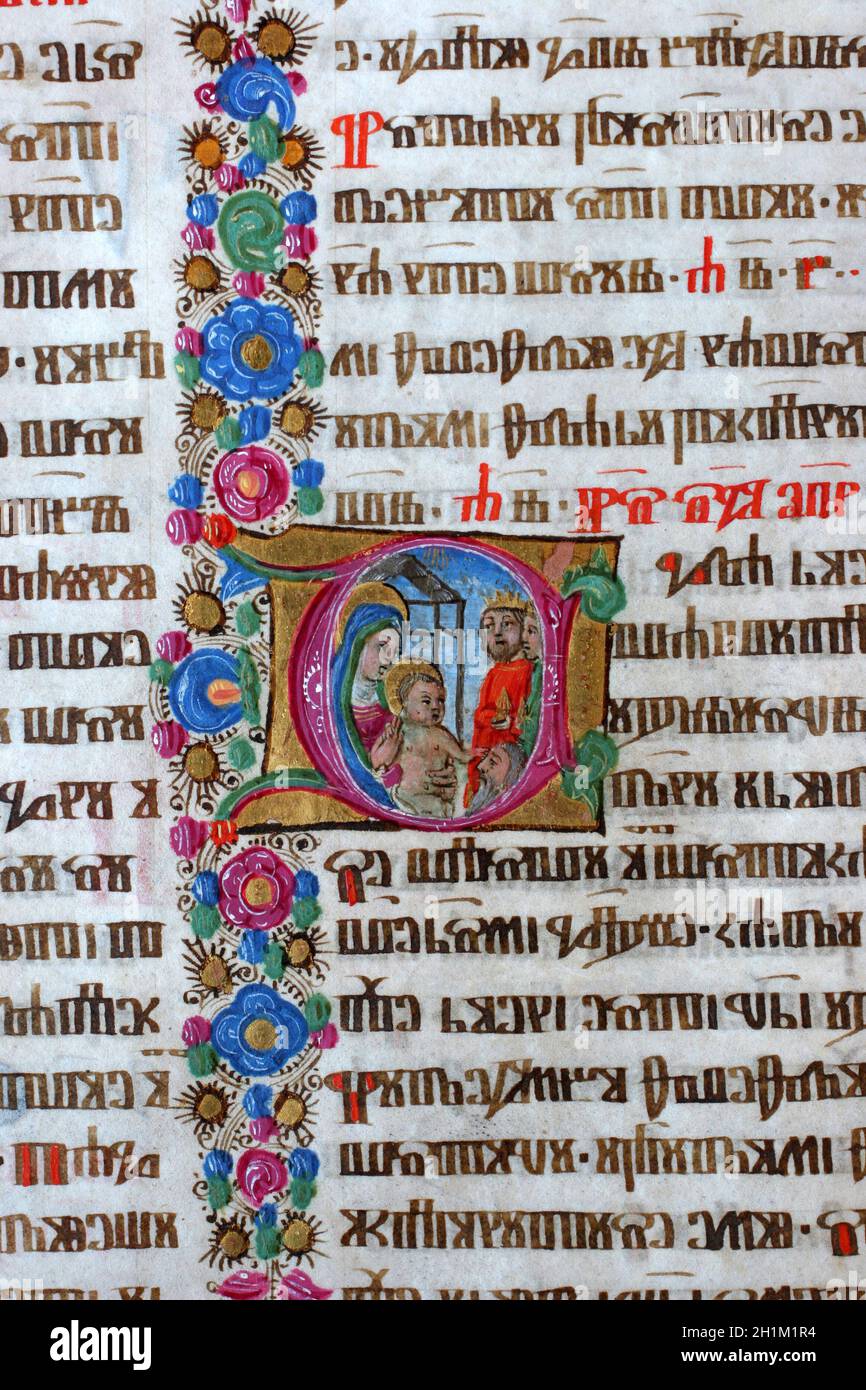 Close up of old Holy Bible book Stock Photo - Alamy