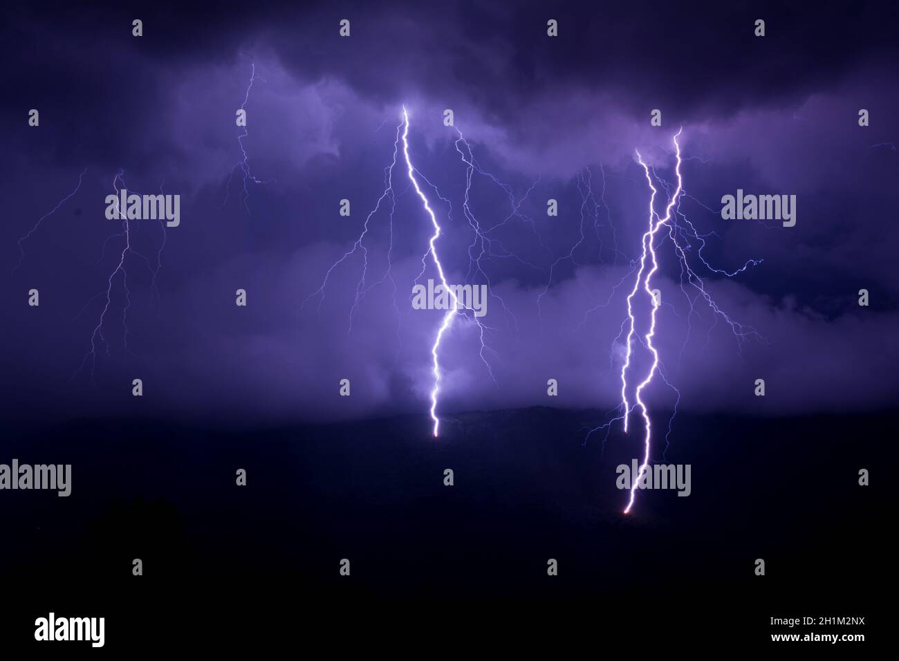 Thunderbolt background hi-res stock photography and images - Alamy