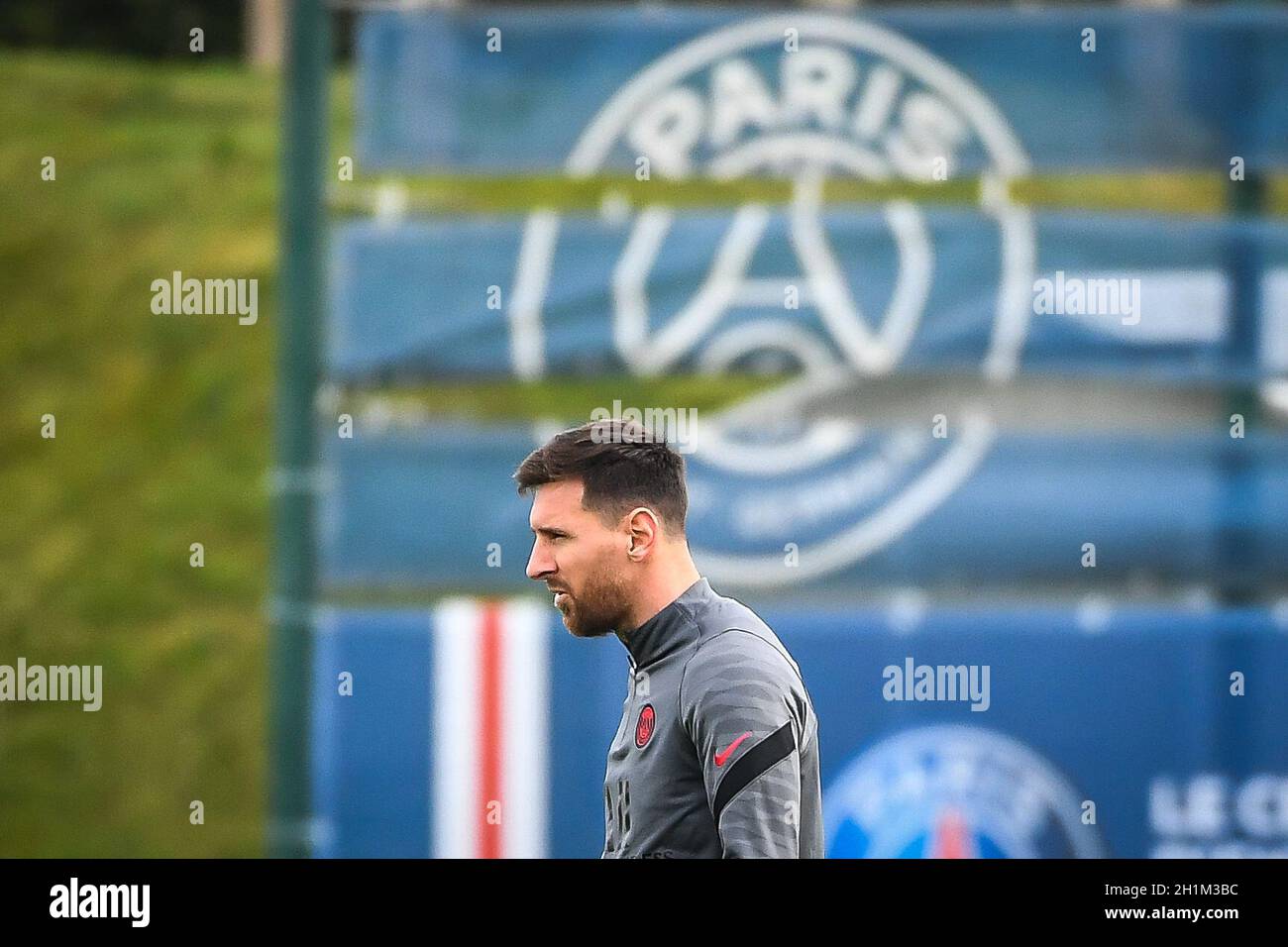 Lionel messi psg training hi-res stock photography and images - Alamy