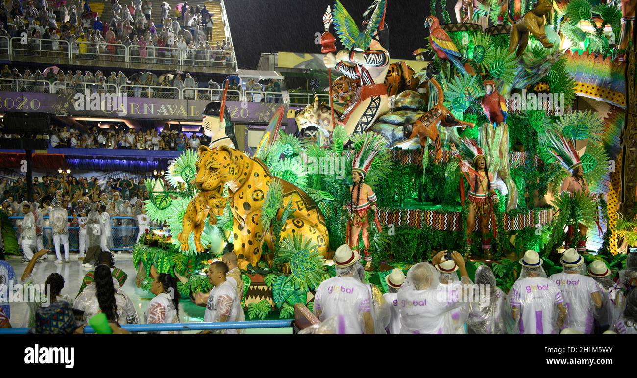 Rio de Janeiro, Brasil- February 29, 2020: Samba Parade at the 2020 ...