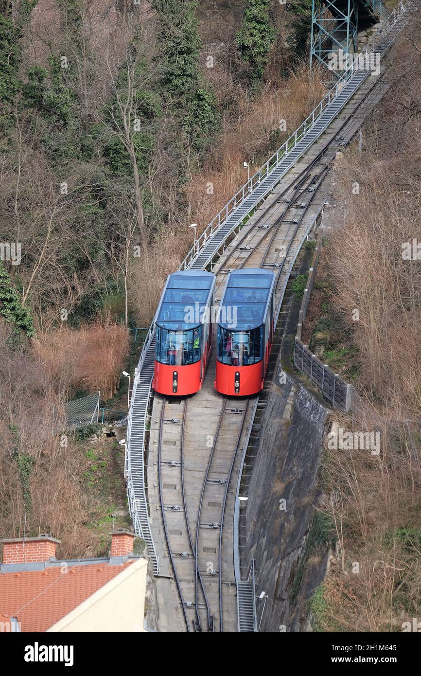 Modern funicular climbing to Schlossberg and Graz city panoramic view ...