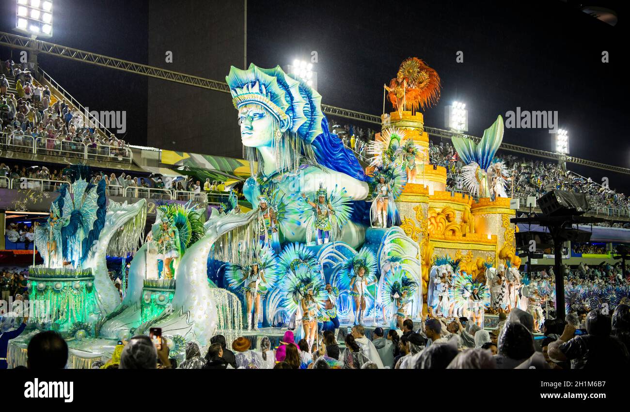 Rio de Janeiro, Brasil- February 29, 2020: Samba Parade at the 2020 ...