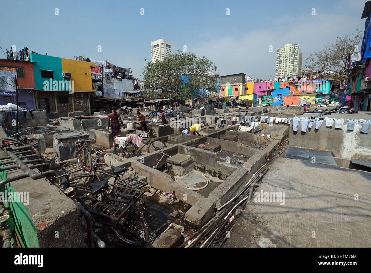 Dhobi Ghat outdoor laundry in Mumbai, India Stock Photo - Alamy