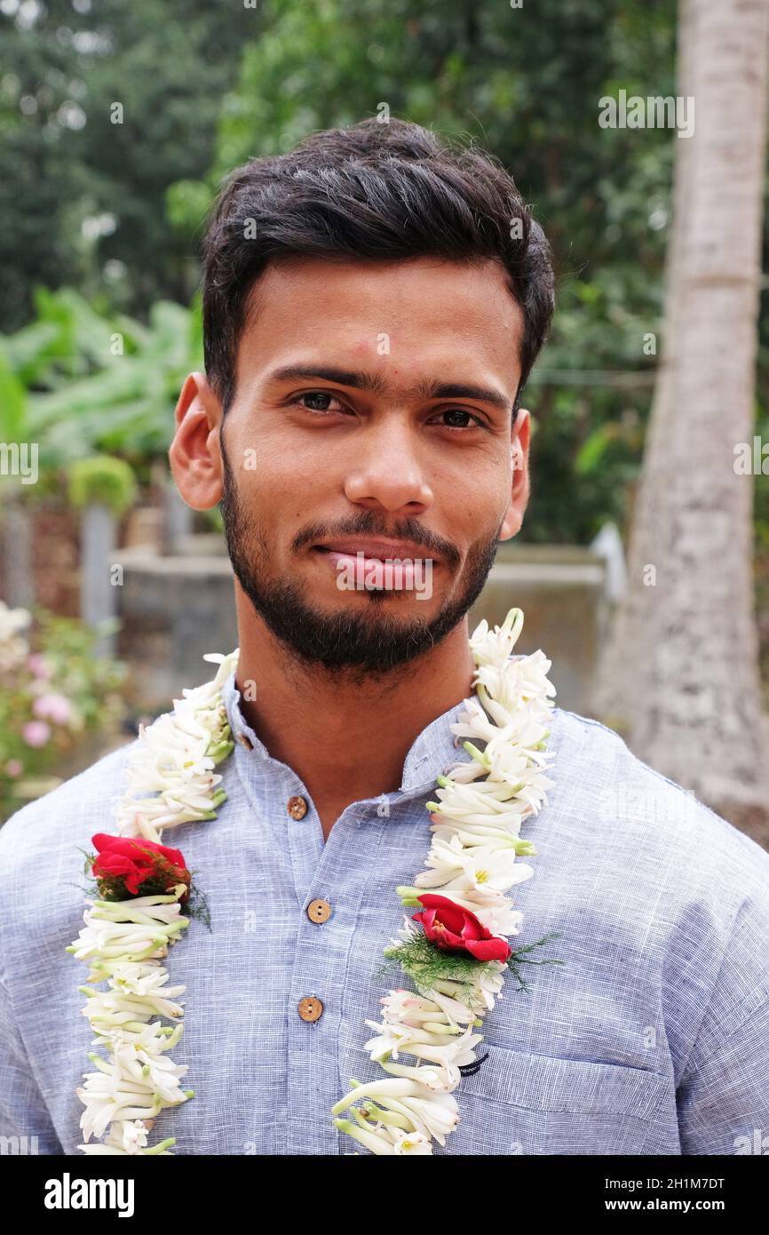 West bengal groom hi-res stock photography and images - Alamy