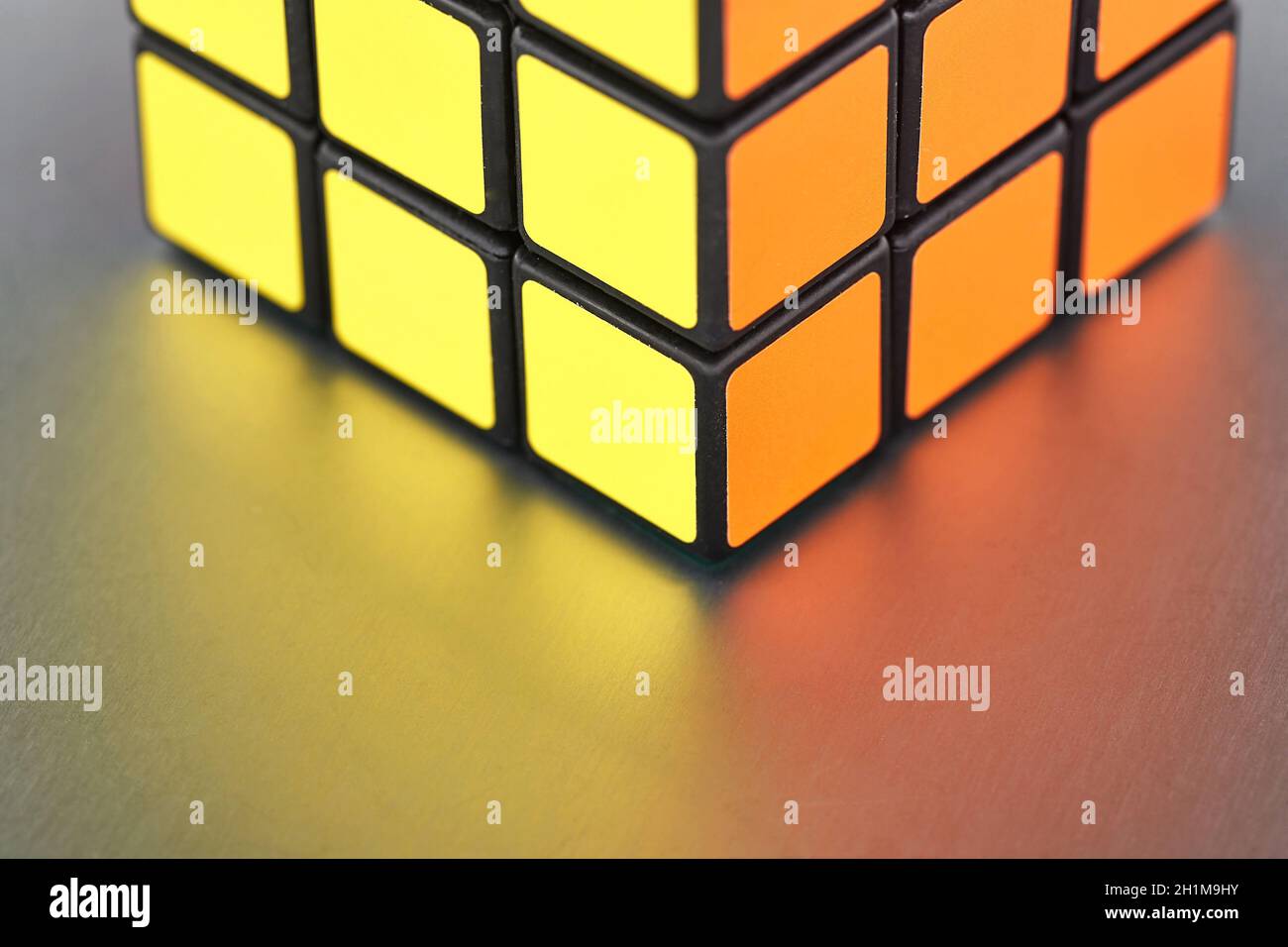 Completed rubiks cube hi-res stock photography and images - Alamy