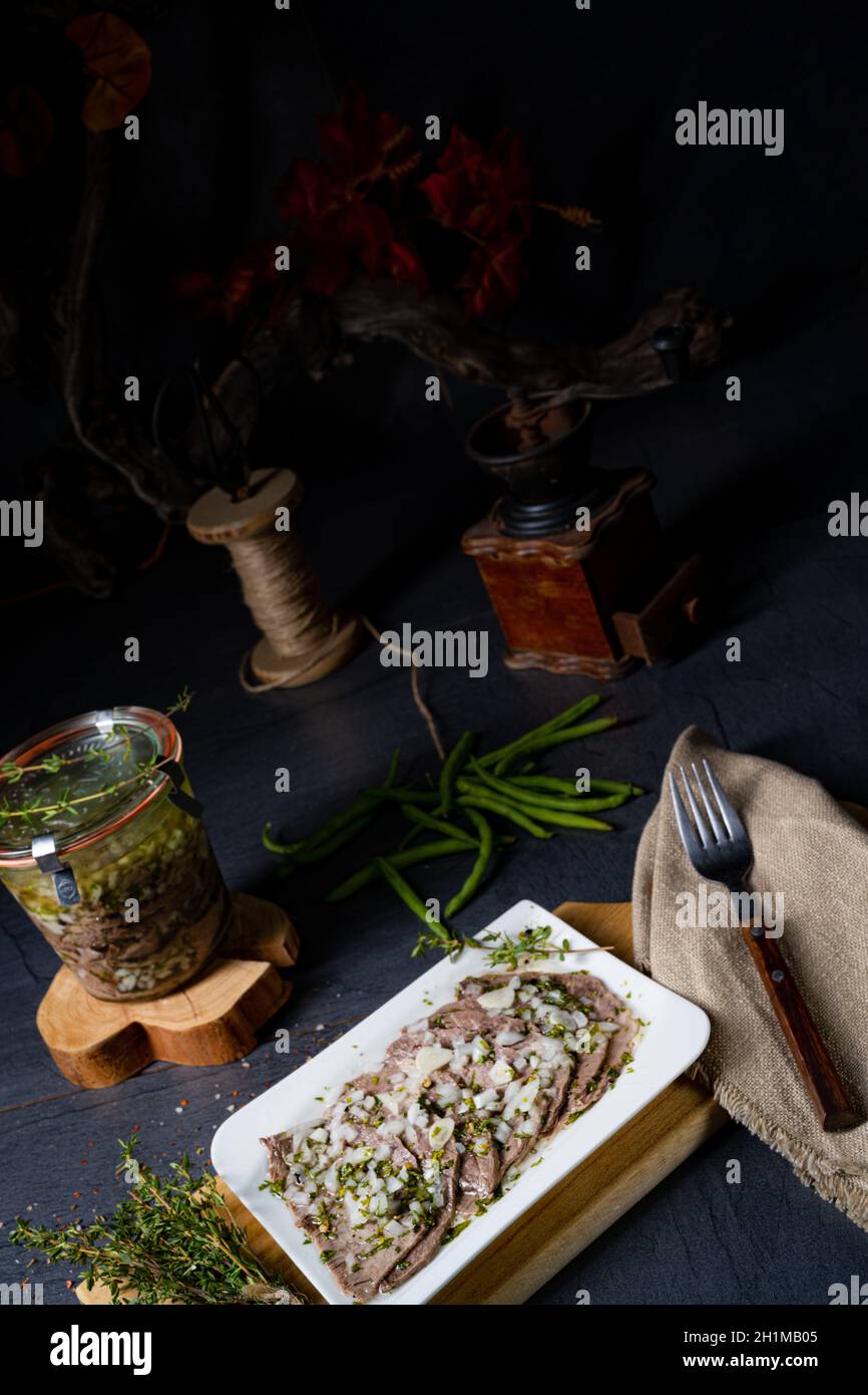 Delicious cold beef with vinaigrette Stock Photo - Alamy