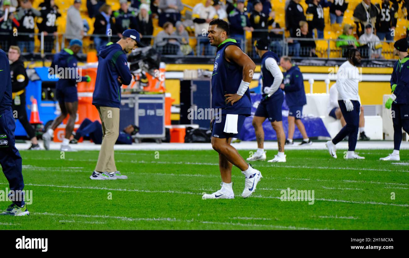 Pittsburgh, PA, USA. 17th Oct, 2021. Russell Wilson during the ...