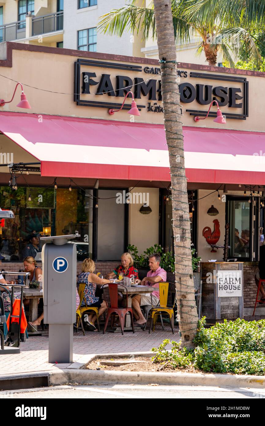 Delray Beach, FL, USA - October 17, 2021: Photo of Gary Racks Farmhouse ...
