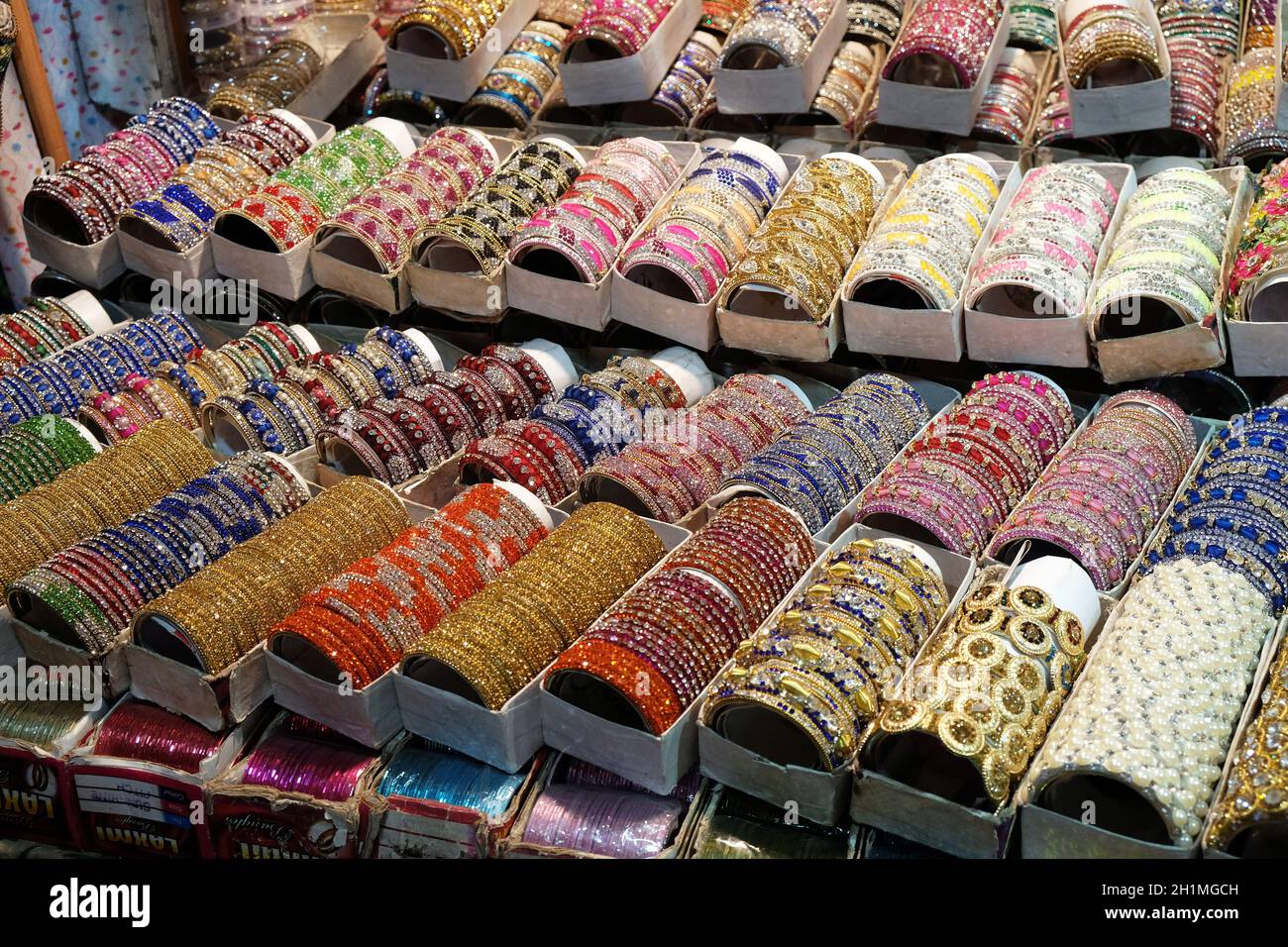 Traditional Indian bangles with different colors and patterns, Pushkar ...