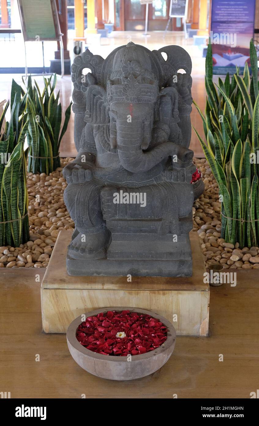 Statue of Ganesha in Ananta Spa and Resorts Hotel in Pushkar, Rajasthan ...