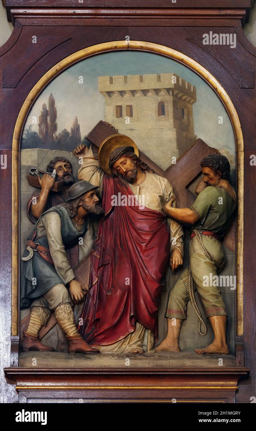 5th Stations of the Cross, Simon of Cyrene carries the cross, Basilica of the Sacred Heart of ...