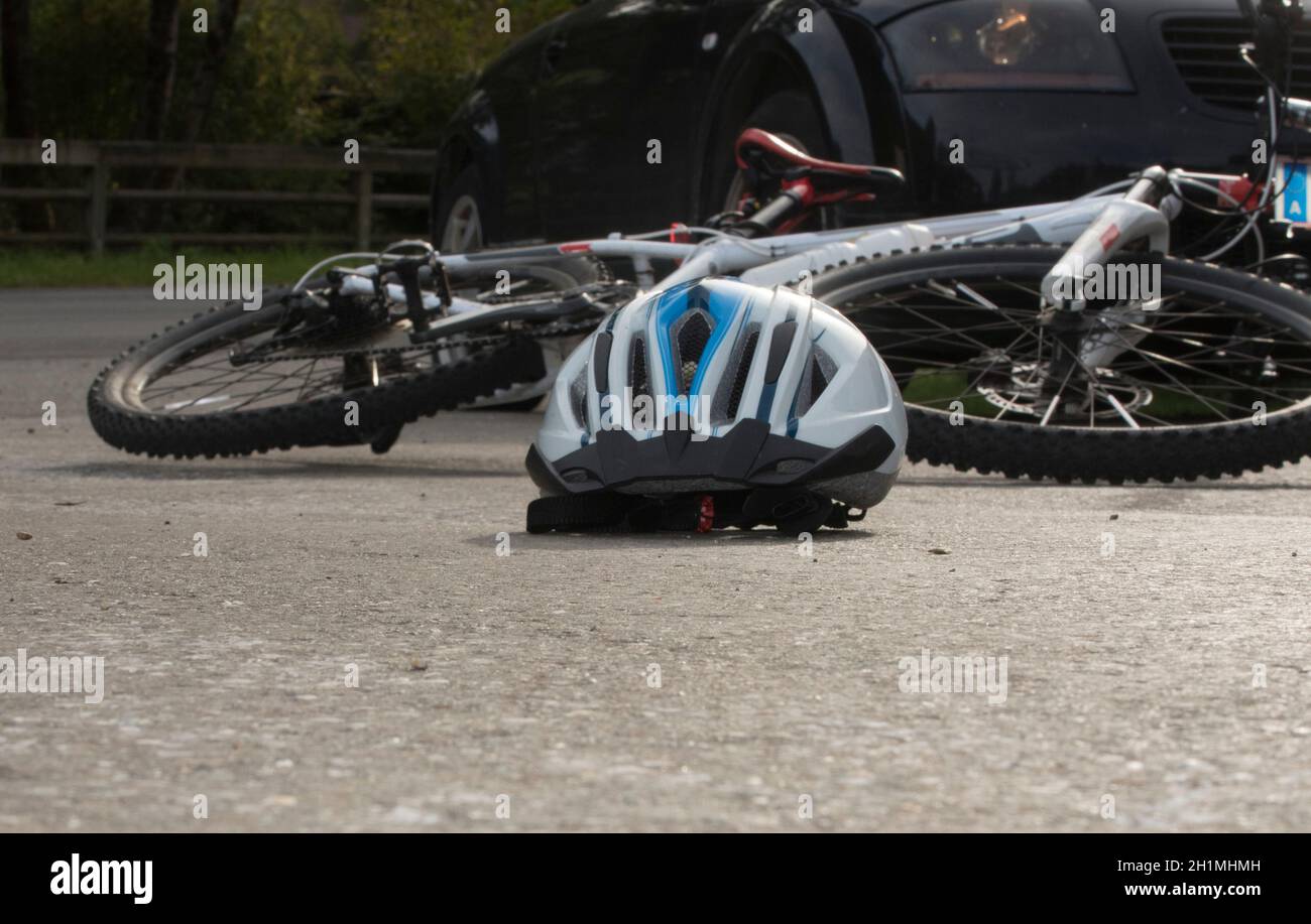 Accident risks hi-res stock photography and images - Alamy