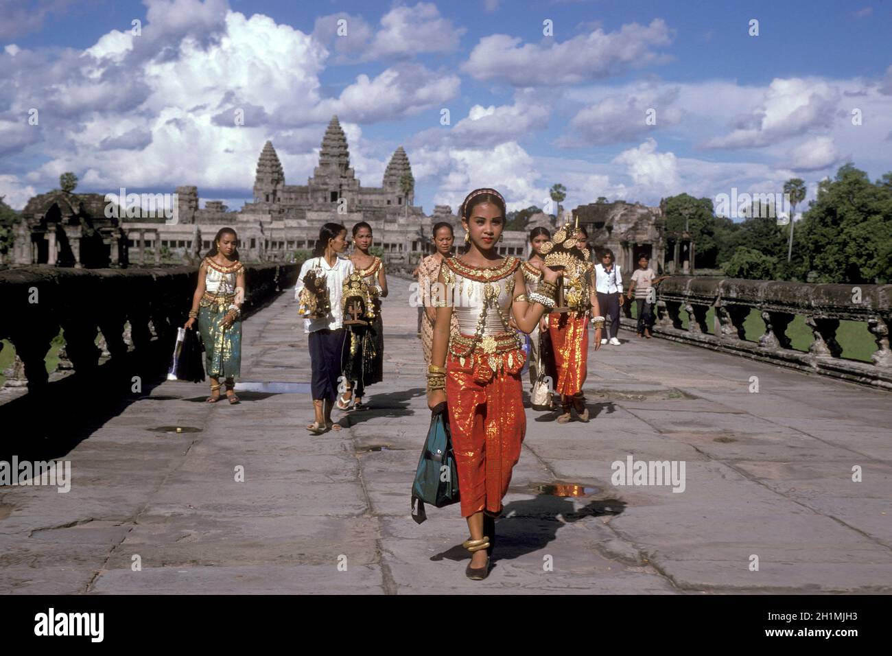 a khmer apsara Dance women at the Temple of Angkor Wat in the Temple ...