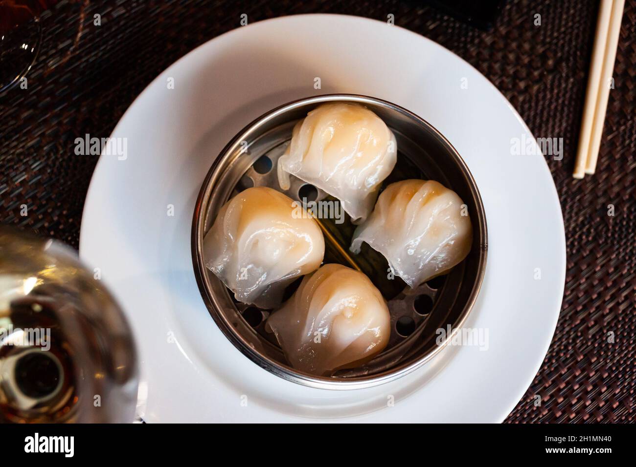 Japanese food Shumai - Steamed dumplings Stock Photo - Alamy