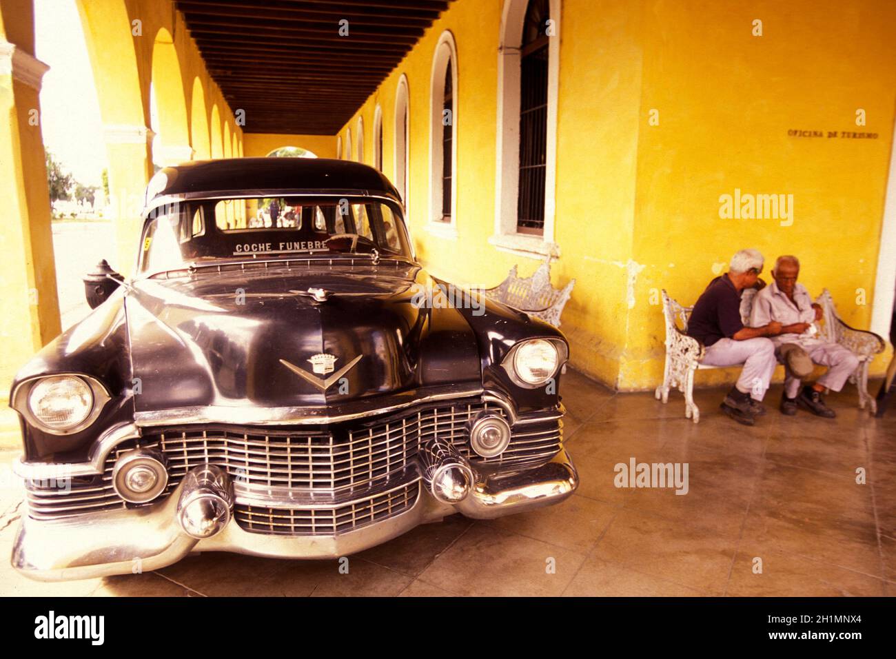 Wagon hearse hi-res stock photography and images - Alamy