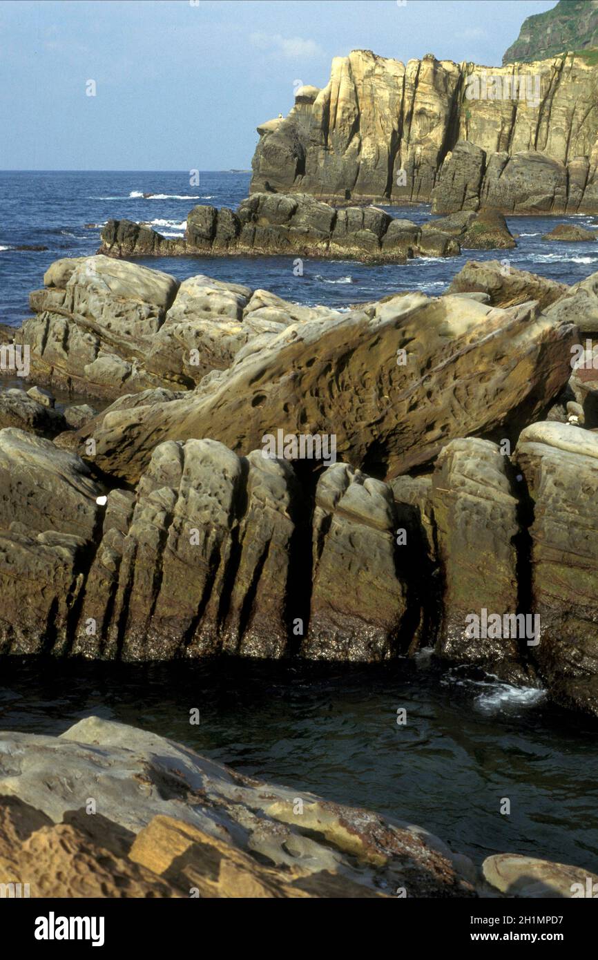 Coral cliffs ocean park hi-res stock photography and images - Alamy