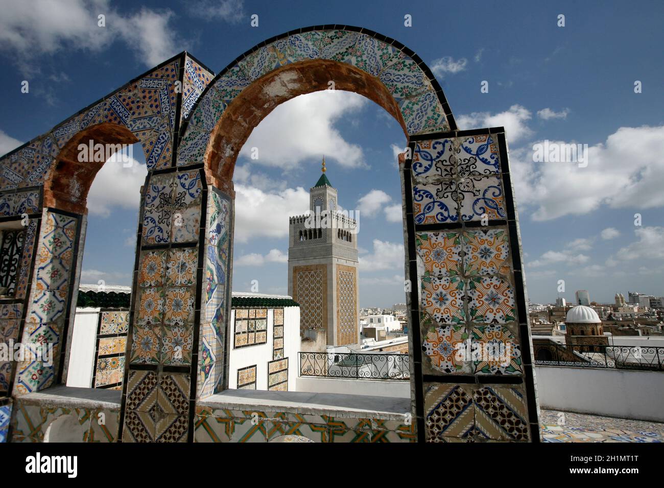 Zaytouna great mosque tunis medina hi-res stock photography and images ...