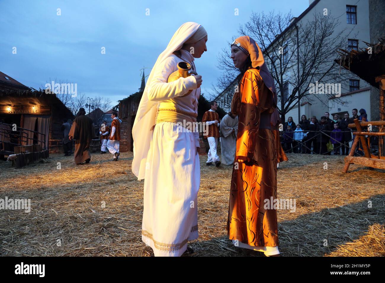 Live nativity scene hi-res stock photography and images - Alamy