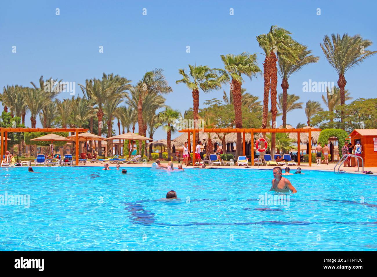 Egyptian family holiday hi-res stock photography and images - Alamy