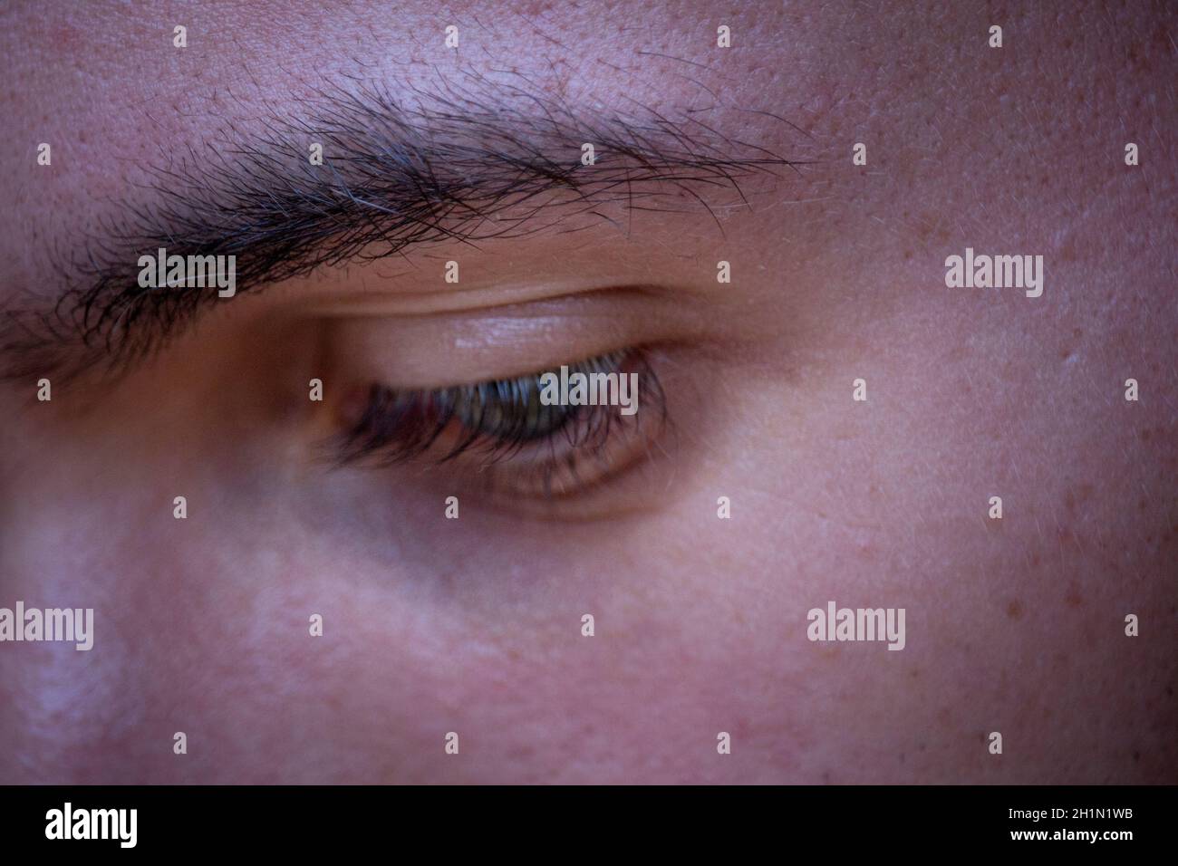 Darker skin hi-res stock photography and images - Alamy