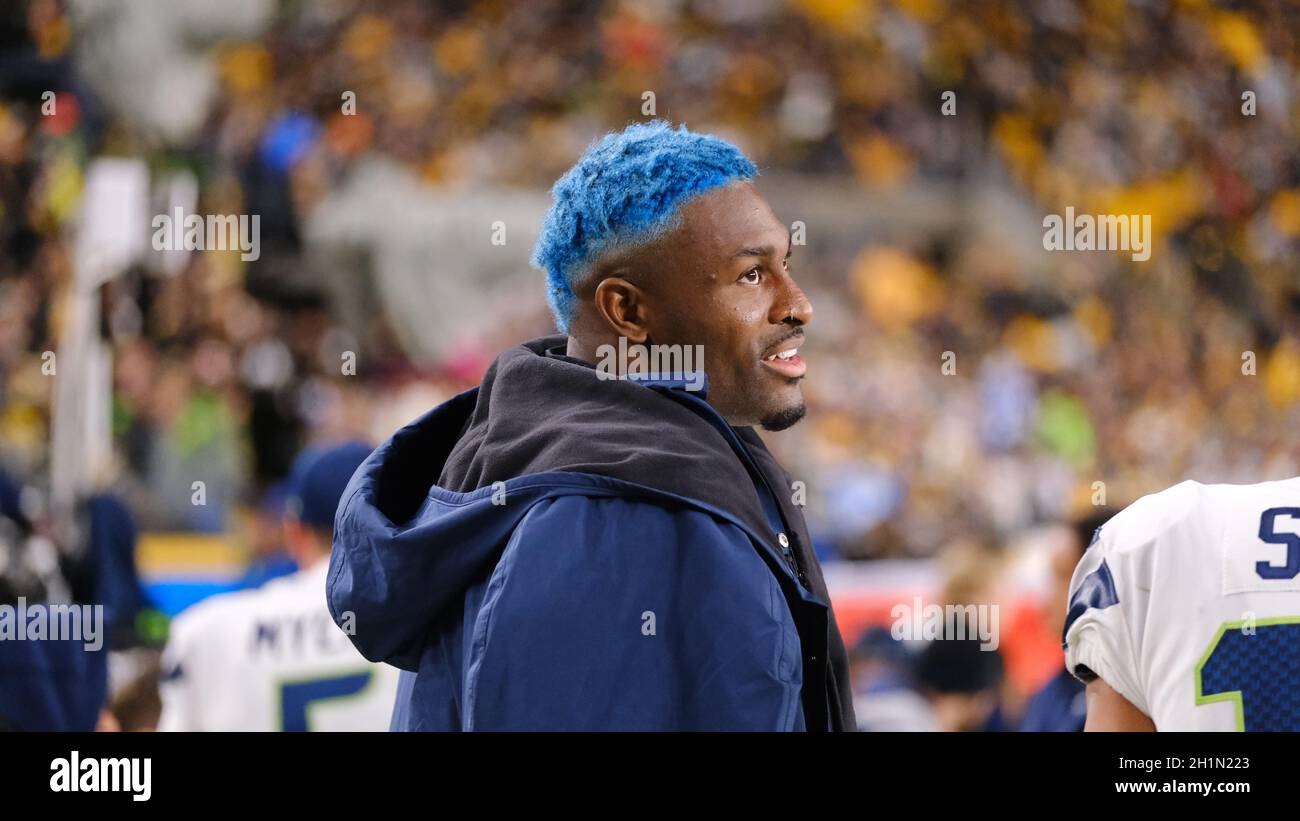 October 17th, 2021: DK Metcalf #14 during the Pittsburgh Steelers vs ...