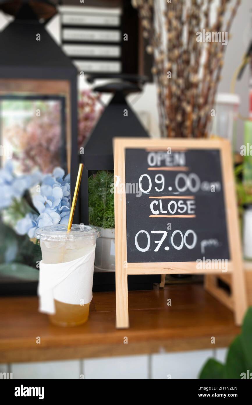 Restaurant stock room no people hi-res stock photography and images - Alamy