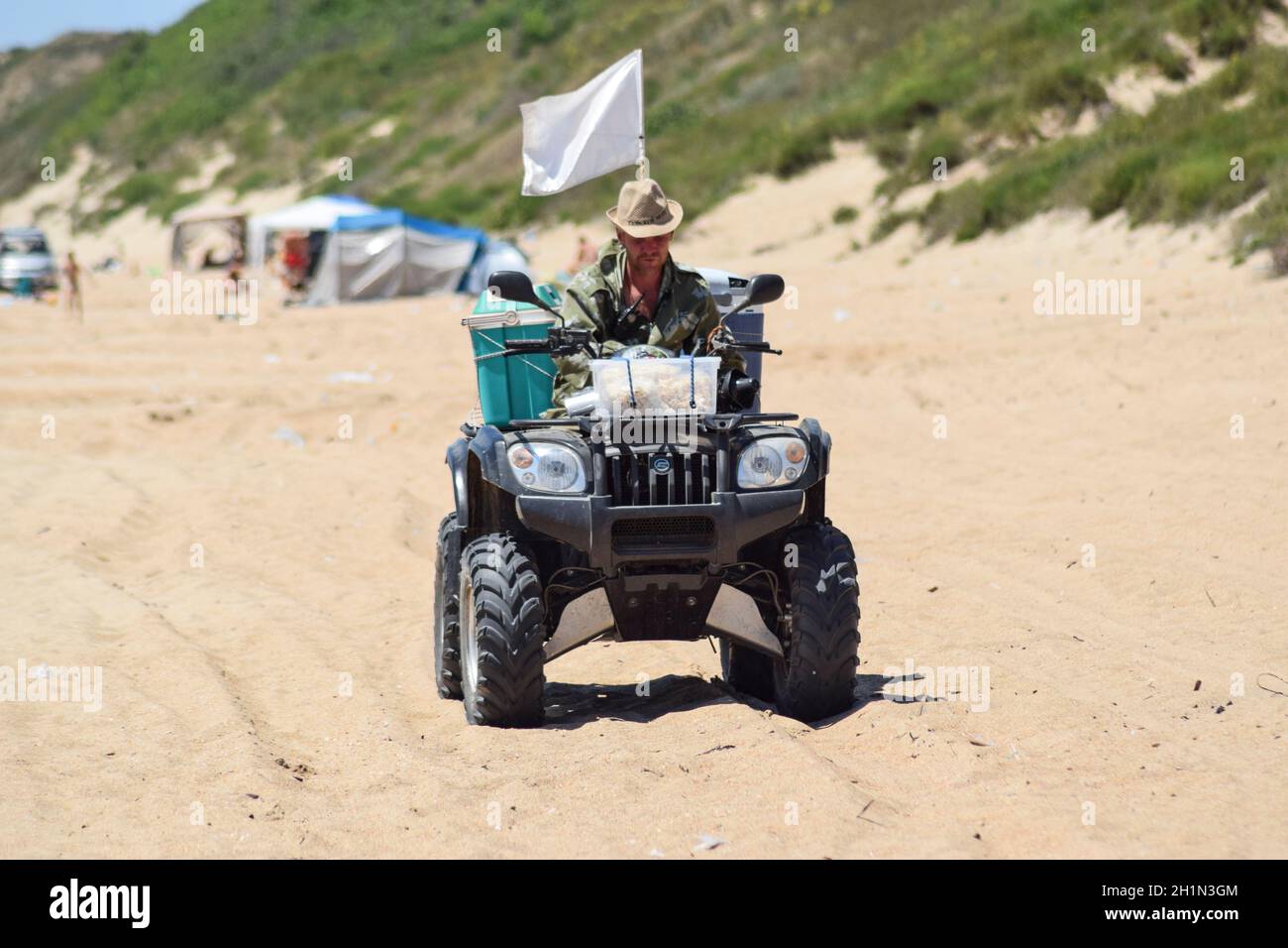 Quadbike beach hi-res stock photography and images - Alamy