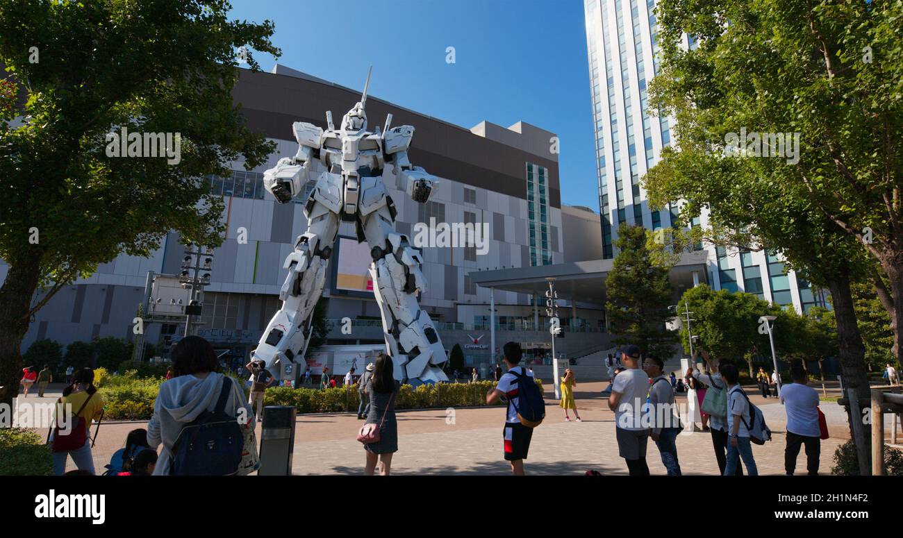Tokyo, Japan 30 June 2019: Unicorn Gundam robot statue in odaiba Stock ...