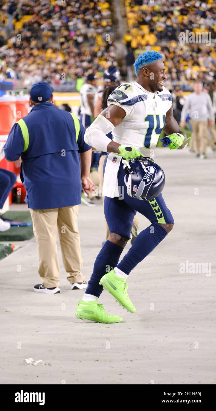 October 17th, 2021: DK Metcalf #14 during the Pittsburgh Steelers vs ...